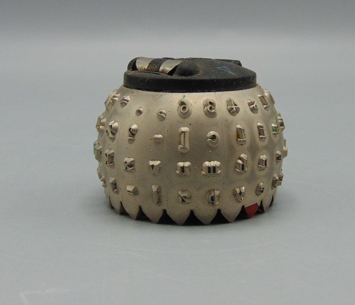 IBM Selectric Typeball Element AR-8-M Aldine Roman 8 Y Medium