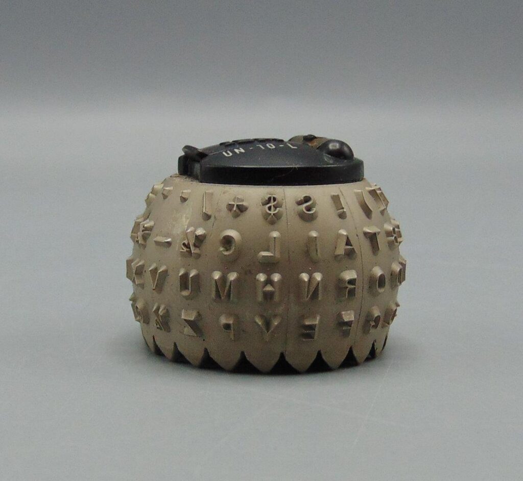 IBM Selectric Typeball Element UN-10-L Univers 10 Y Light